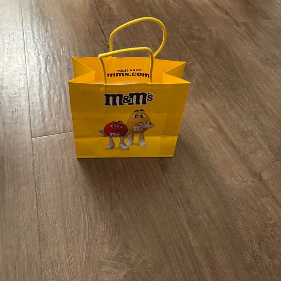 M&M'S | Bags | Mms Vibrant Yellow Character Bag | Poshmark